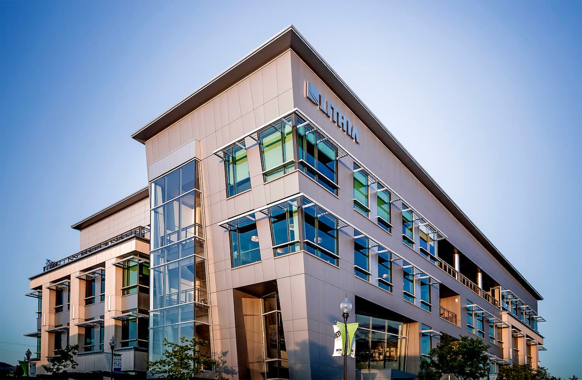 Rogue Valley Mall - Spinoso Real Estate Group